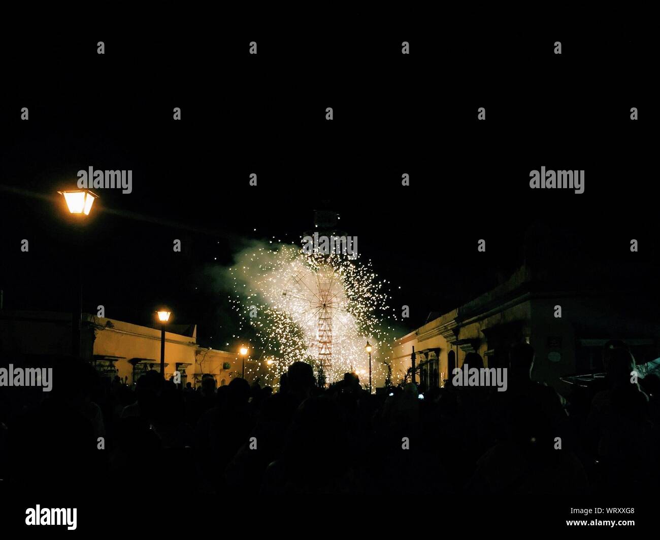 Sparkling fireworks hi-res stock photography and images - Alamy