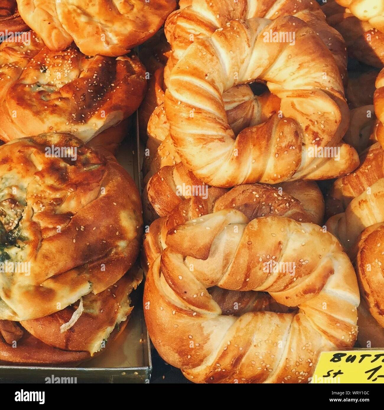 Bakery buns hi-res stock photography and images - Alamy