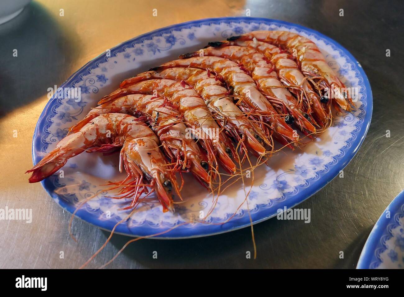 Plate seafood prawns hi-res stock photography and images - Alamy