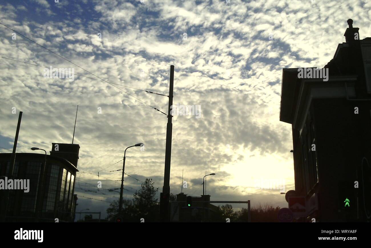 Sunset town town buildings buildings hi-res stock photography and ...