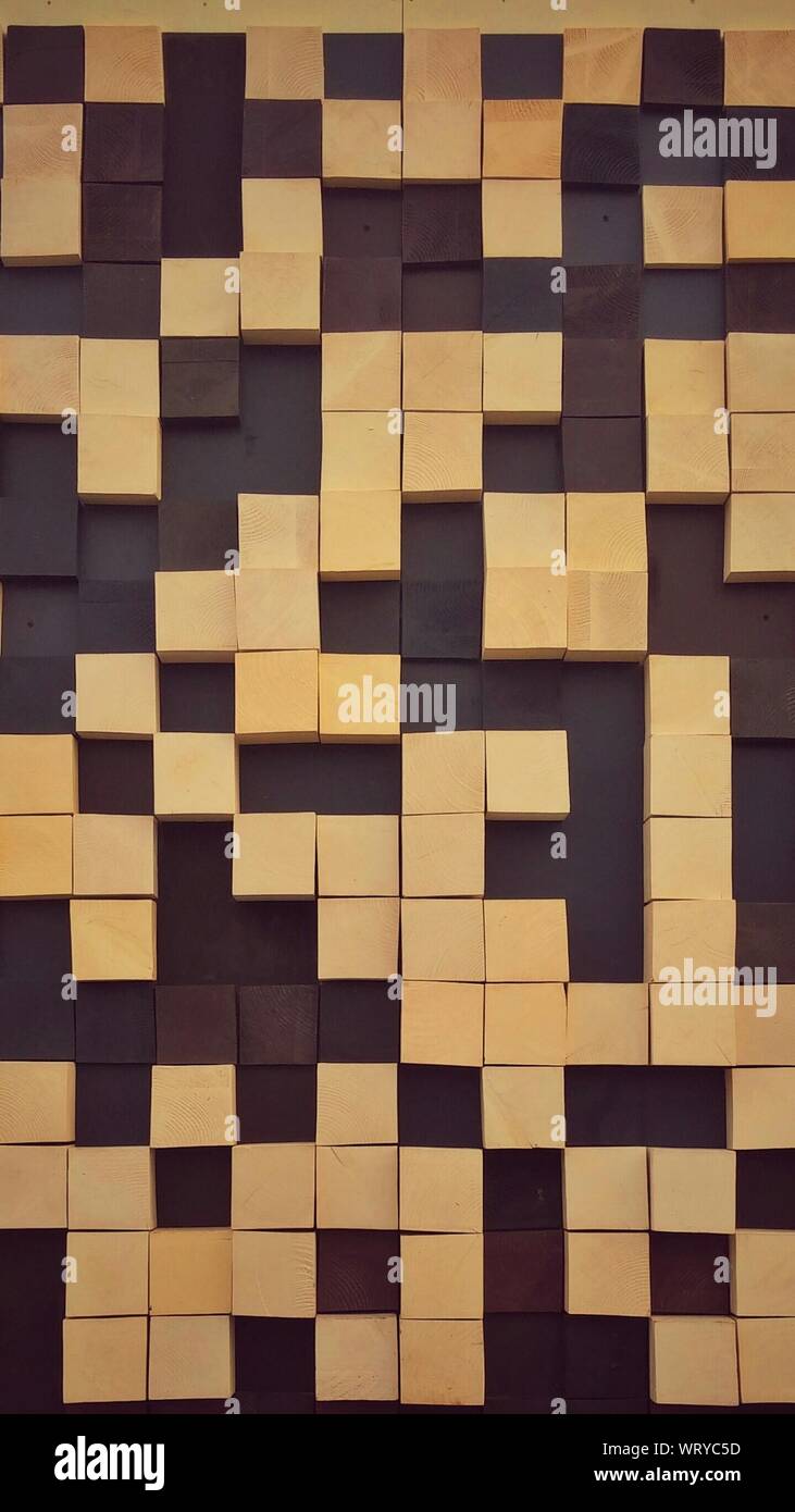 Cube shape hi-res stock photography and images - Alamy