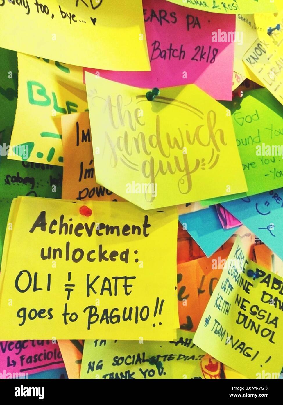 Paper messages hi-res stock photography and images - Alamy