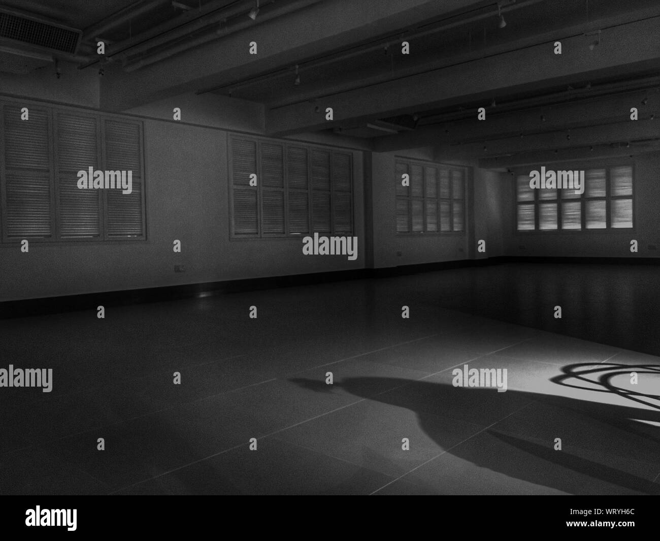 Shadow room interior hi-res stock photography and images - Alamy