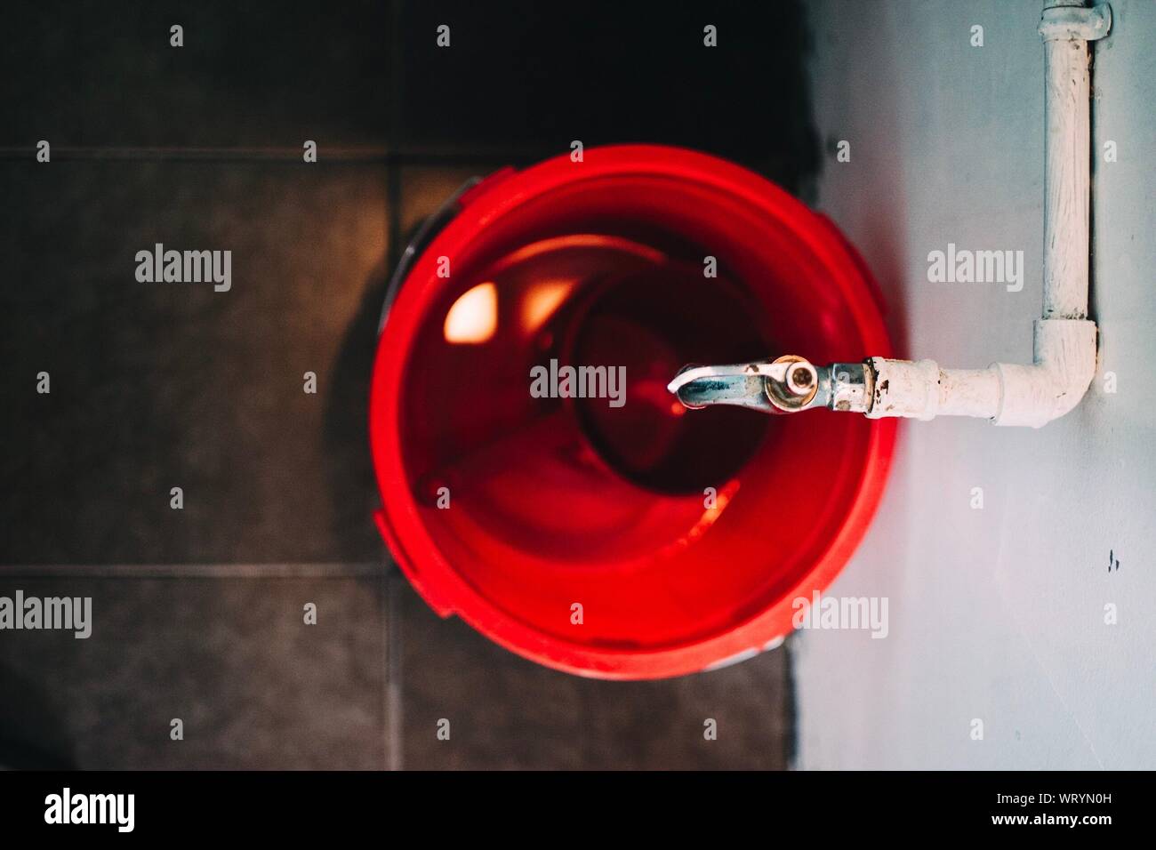 Bucket tap hi-res stock photography and images - Alamy