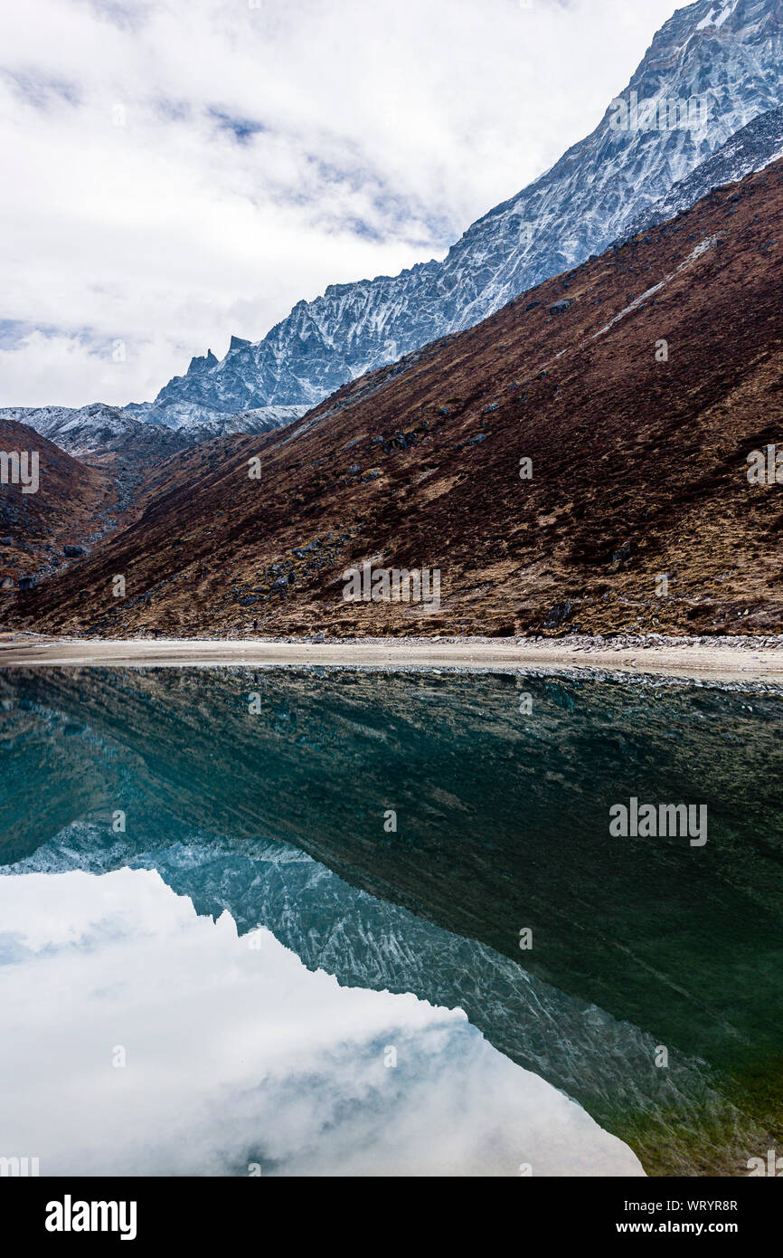 Samiti lake sikkim india hi-res stock photography and images - Alamy