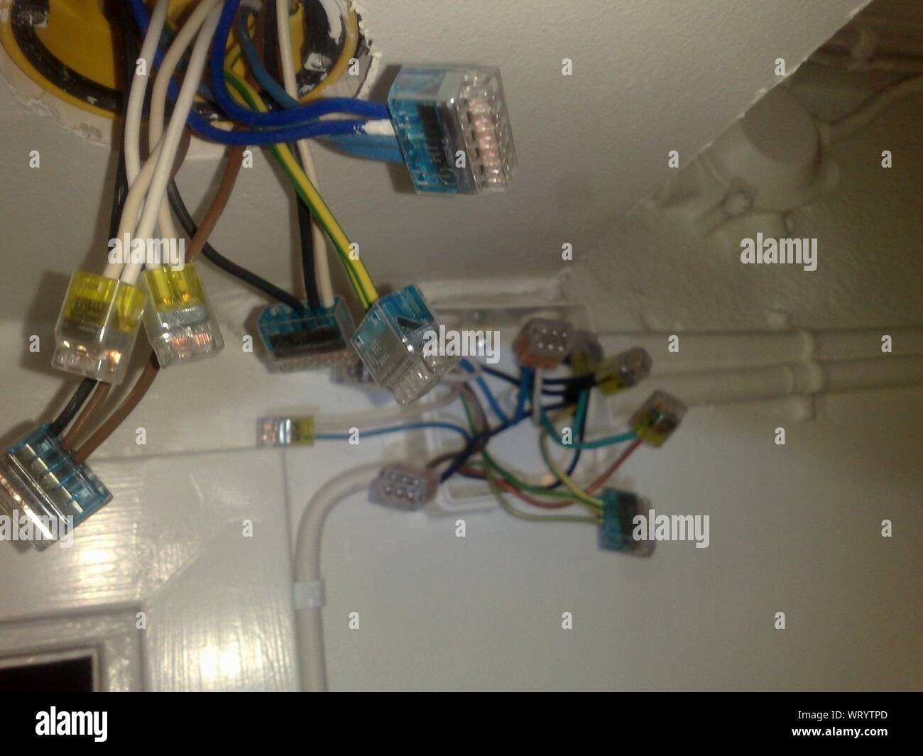 Ceiling hanging cable hi-res stock photography and images - Alamy