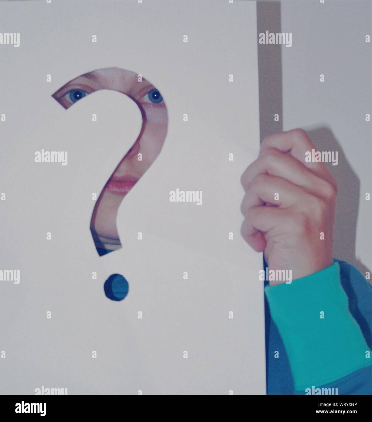 Question mark woman hi-res stock photography and images - Alamy