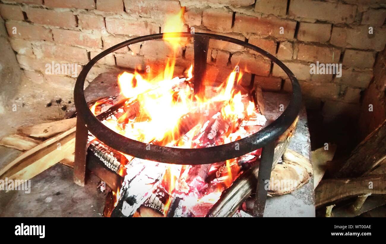 Power chamber hi-res stock photography and images - Alamy