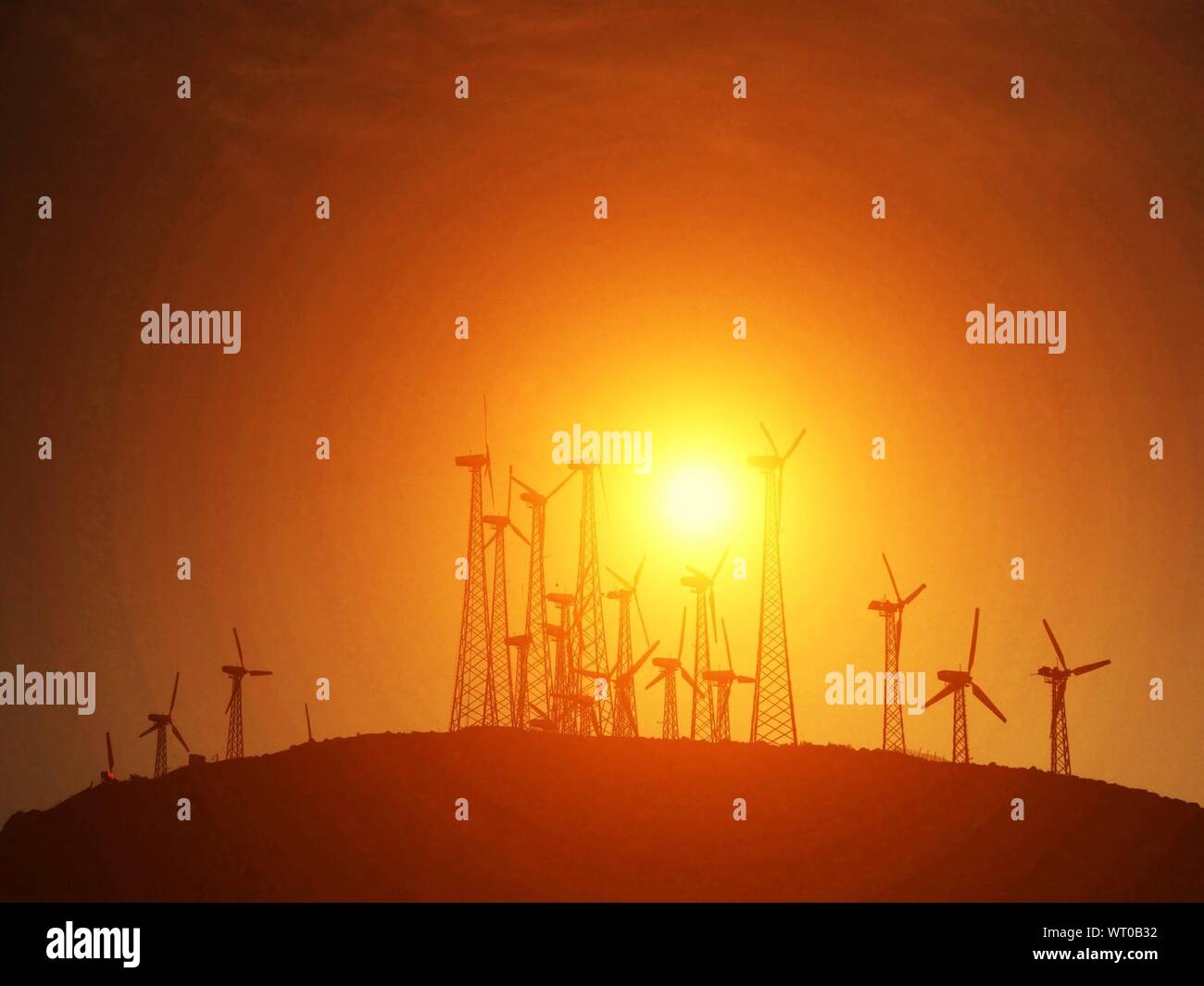 Solar and wind power sunset hi-res stock photography and images - Alamy
