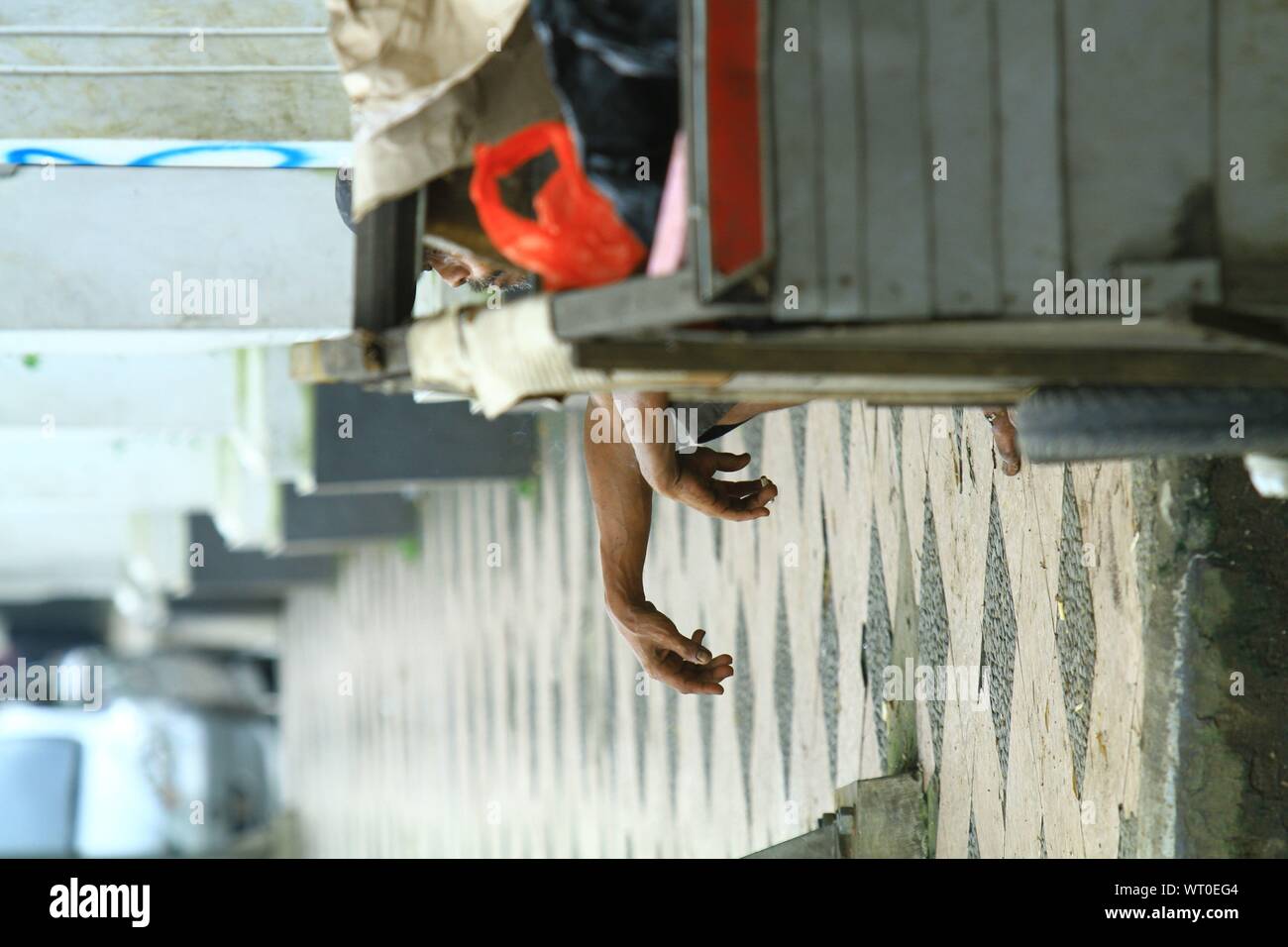 Human interest people hi-res stock photography and images - Alamy
