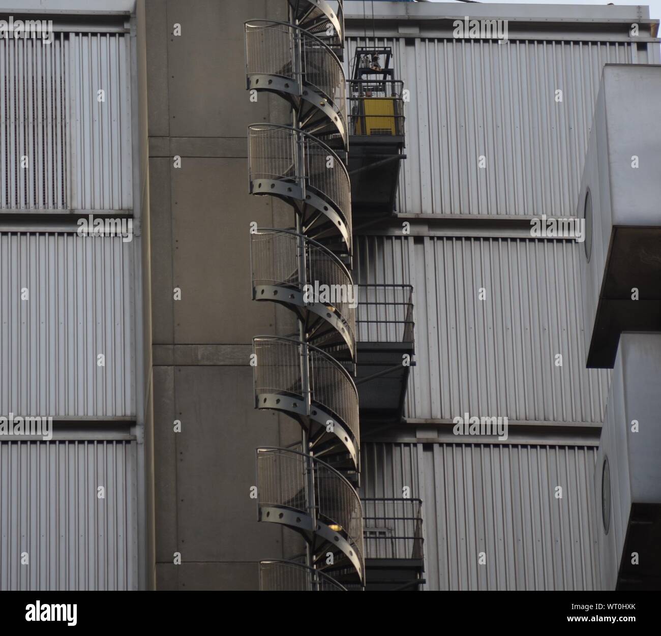 Staircases spiral hi-res stock photography and images - Alamy