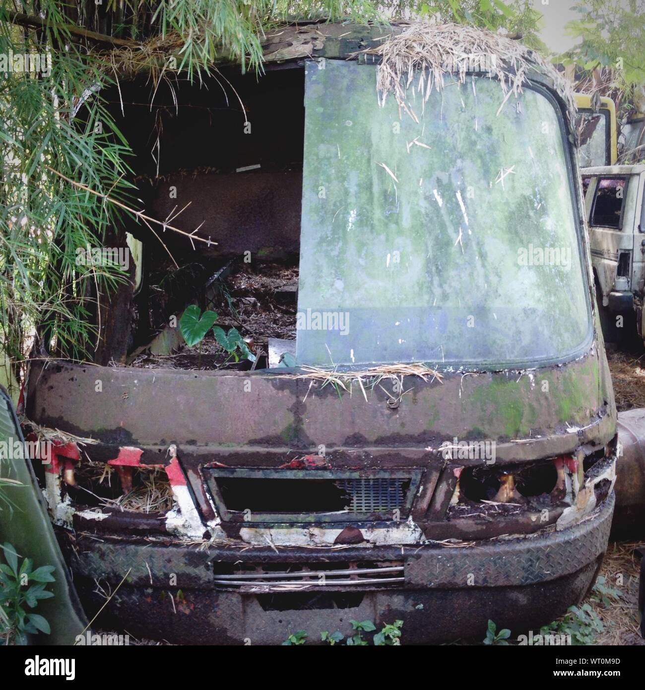 Obsolete bus hi-res stock photography and images - Alamy