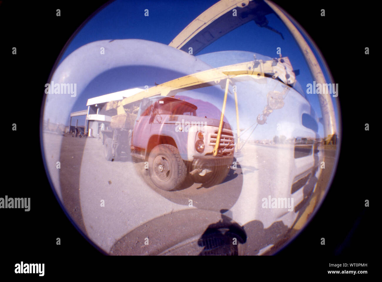 Automobile crane hi-res stock photography and images - Alamy