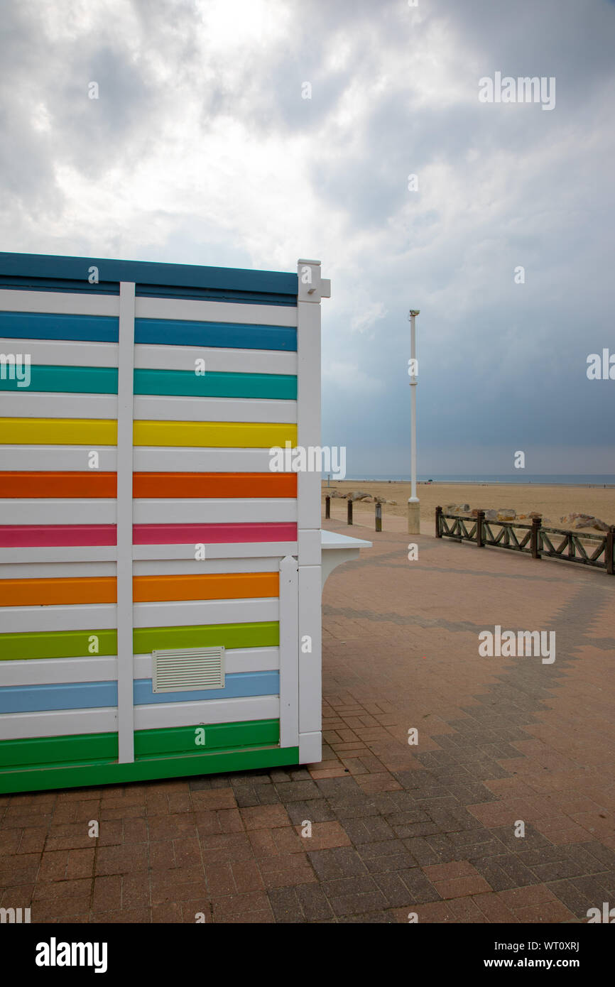 The beach hut kiosk hi-res stock photography and images - Alamy