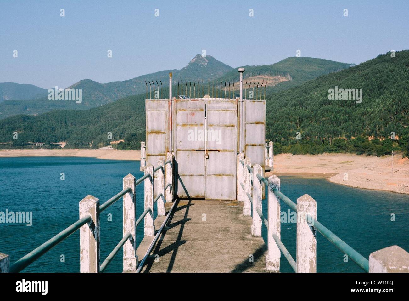 Gate on pier hi-res stock photography and images - Alamy