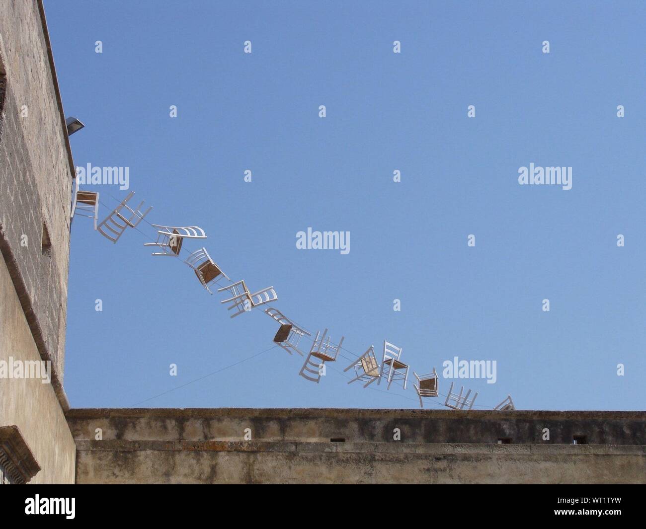 Hanging chairs hi-res stock photography and images - Alamy