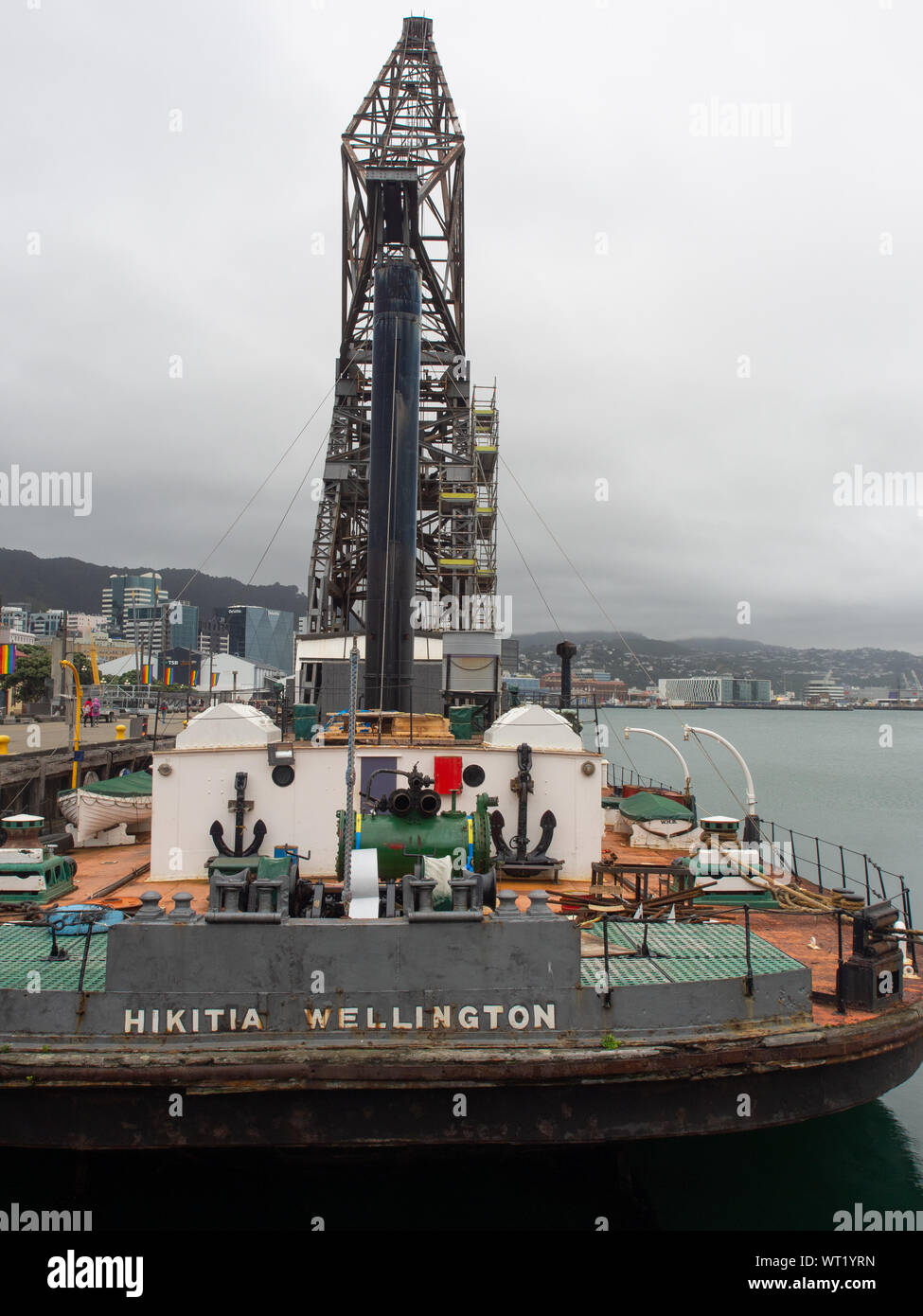 Hikitia Wellington Crane Ship Stock Photo - Alamy