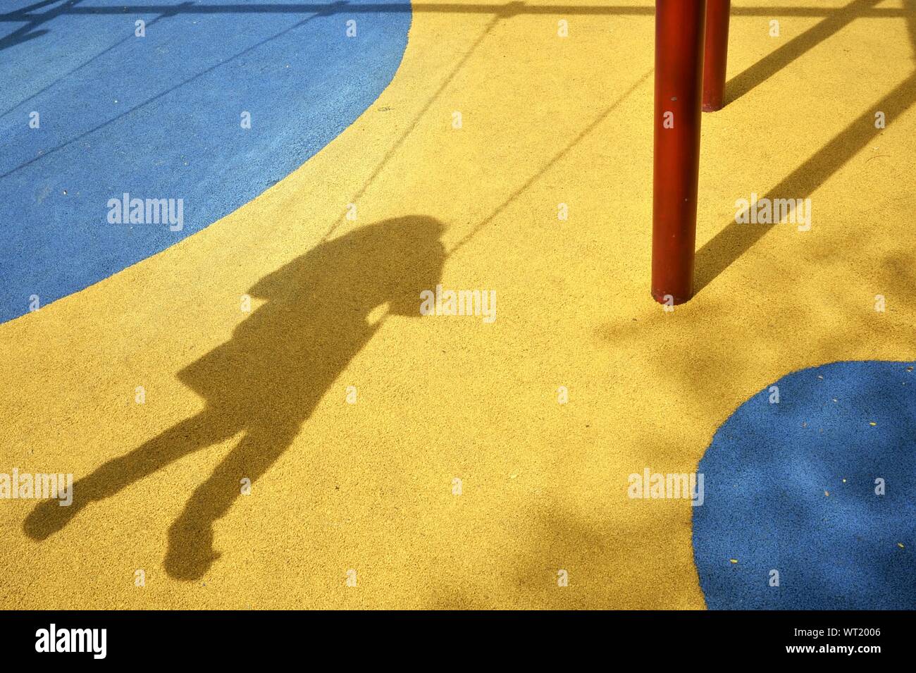 Person on swing hi-res stock photography and images - Alamy