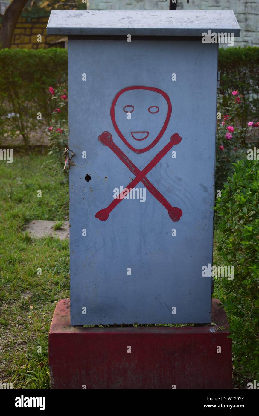 Danger sign on an electric box Stock Photo - Alamy