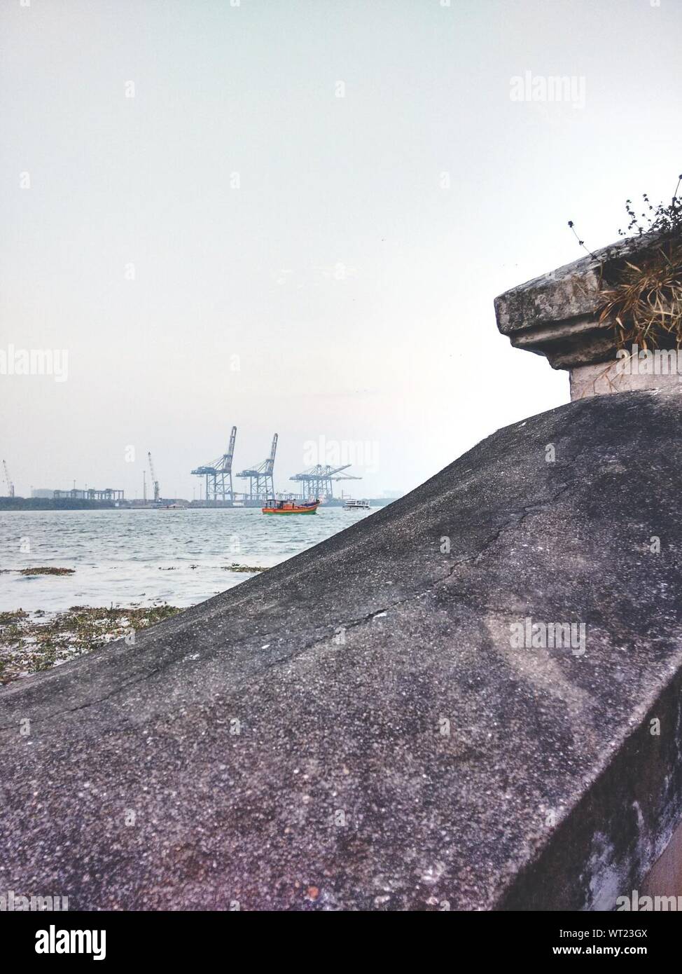 Sea wall construction hi-res stock photography and images - Alamy