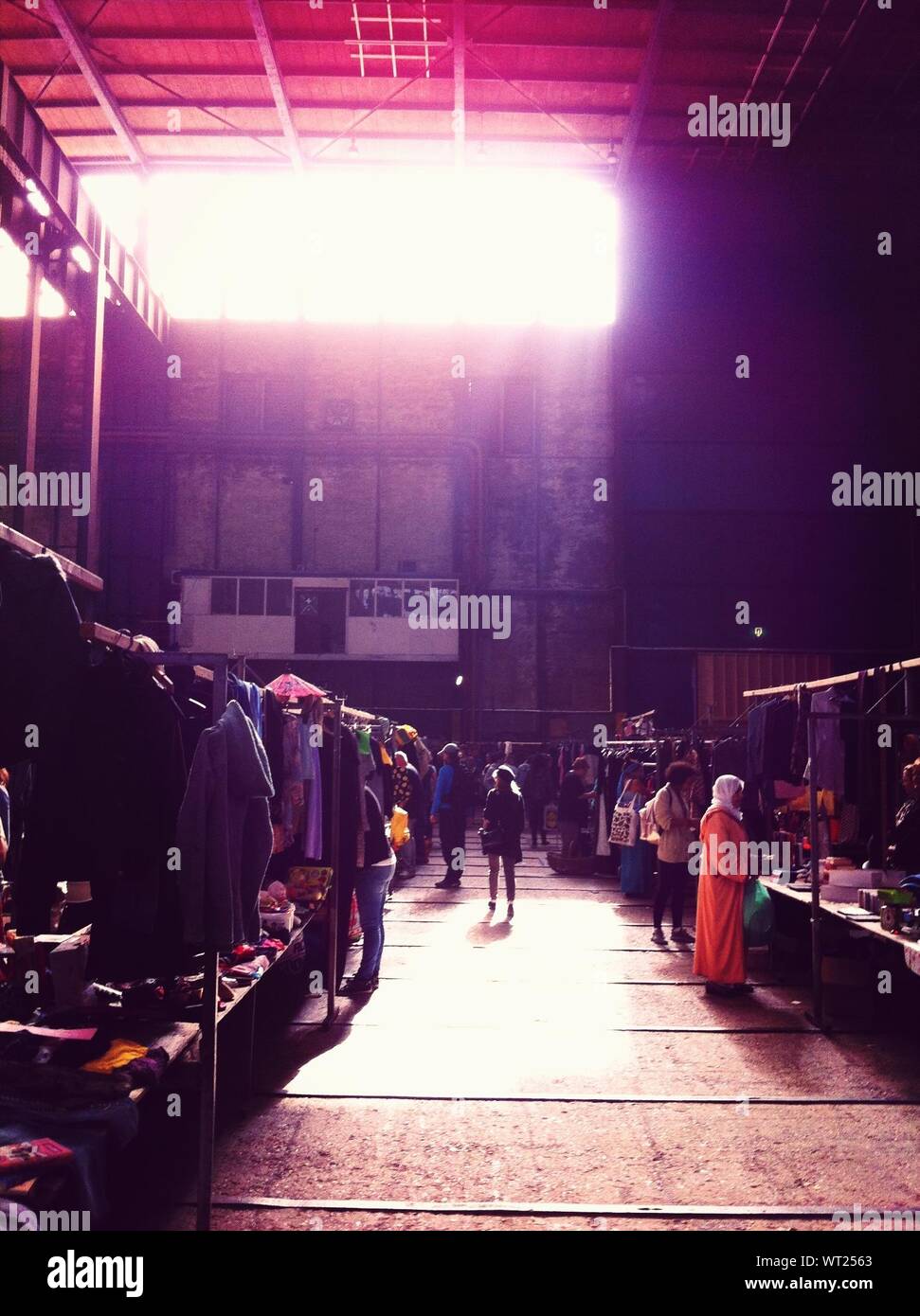 People stall hi-res stock photography and images - Alamy