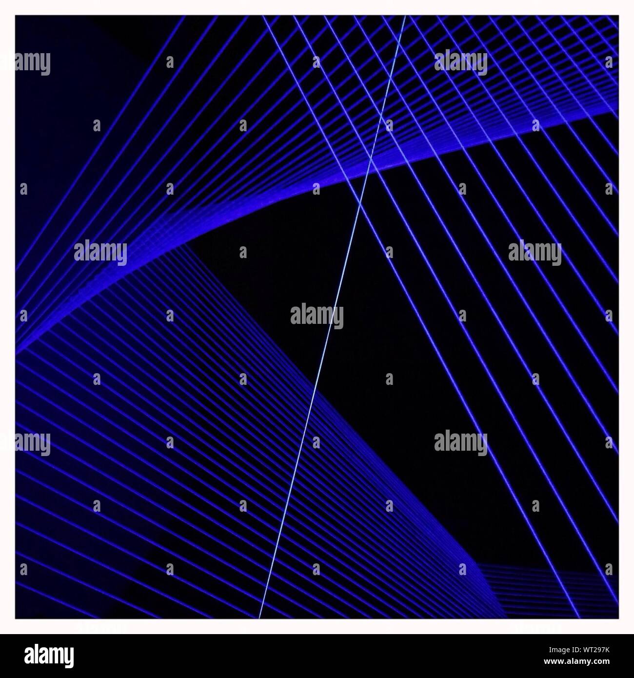 Abstract lines hi-res stock photography and images - Alamy