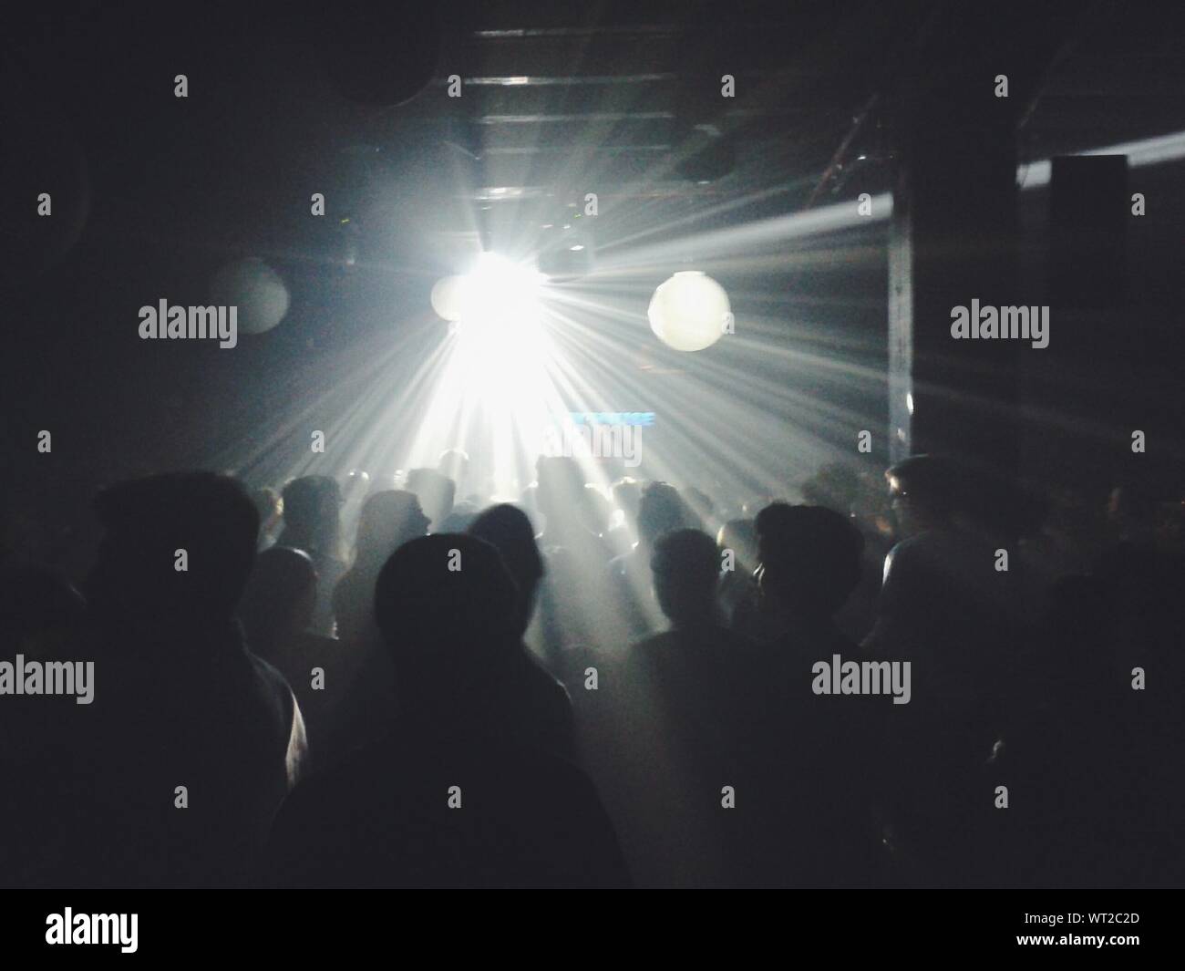 Party silhouette hi-res stock photography and images - Alamy