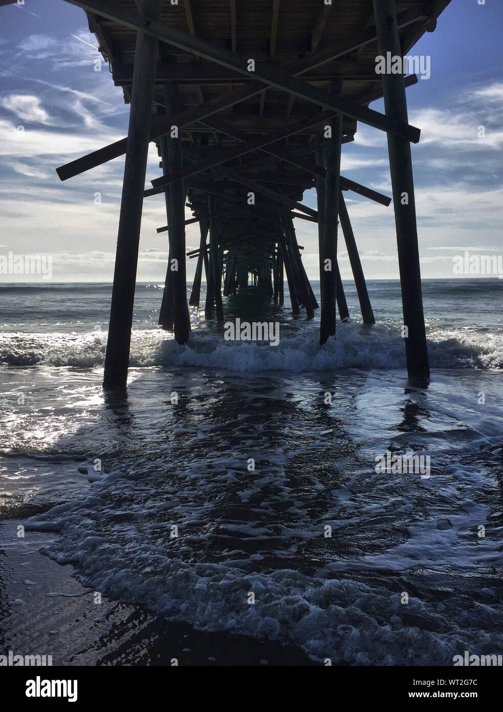 Shore jetty hi-res stock photography and images - Alamy