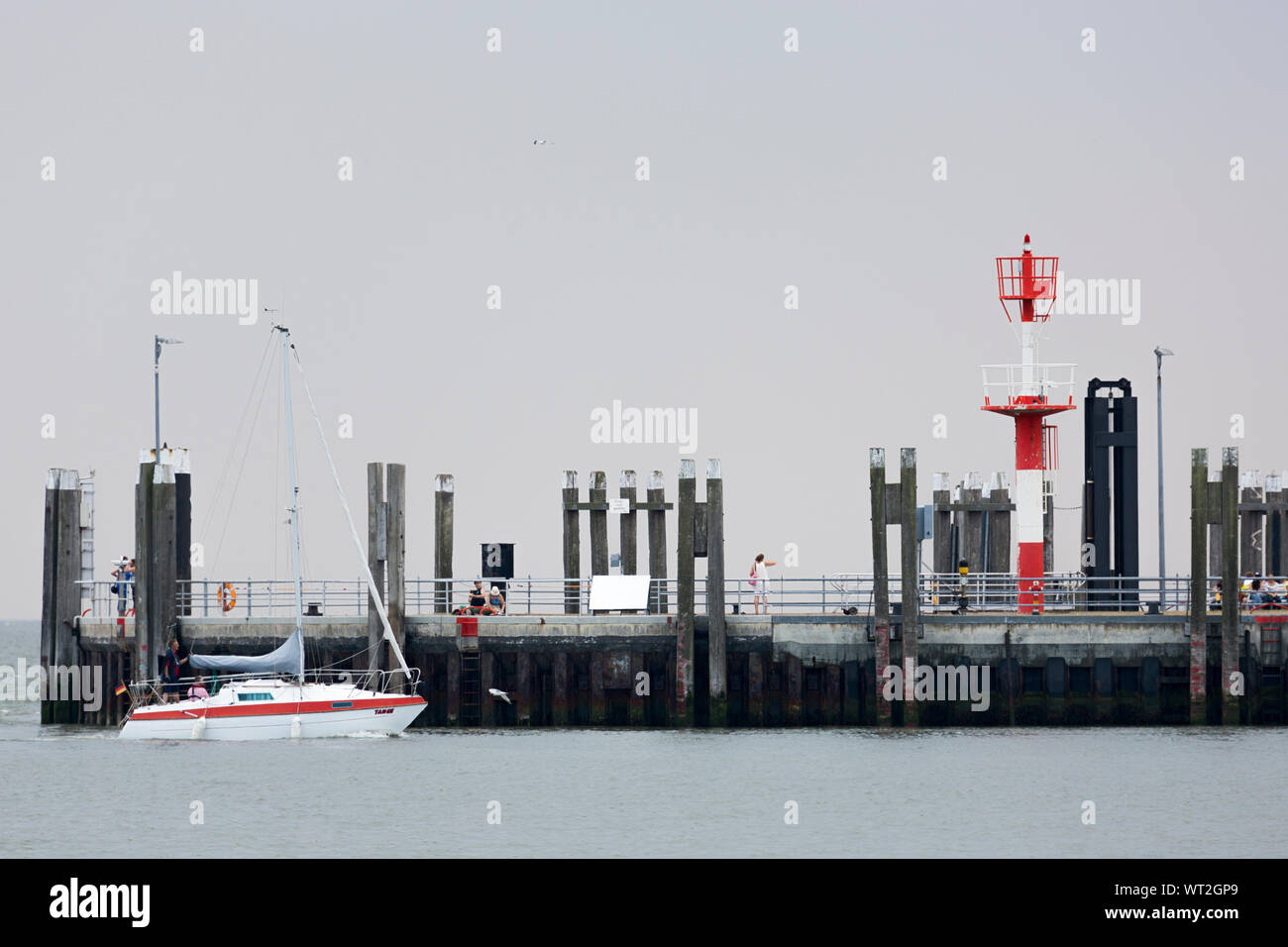 Hafen segelboot hi-res stock photography and images - Alamy