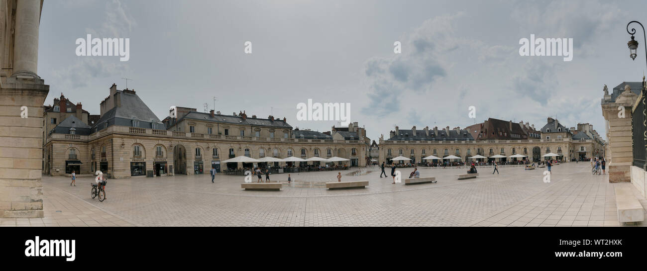 Place de la liberacion hi-res stock photography and images - Alamy