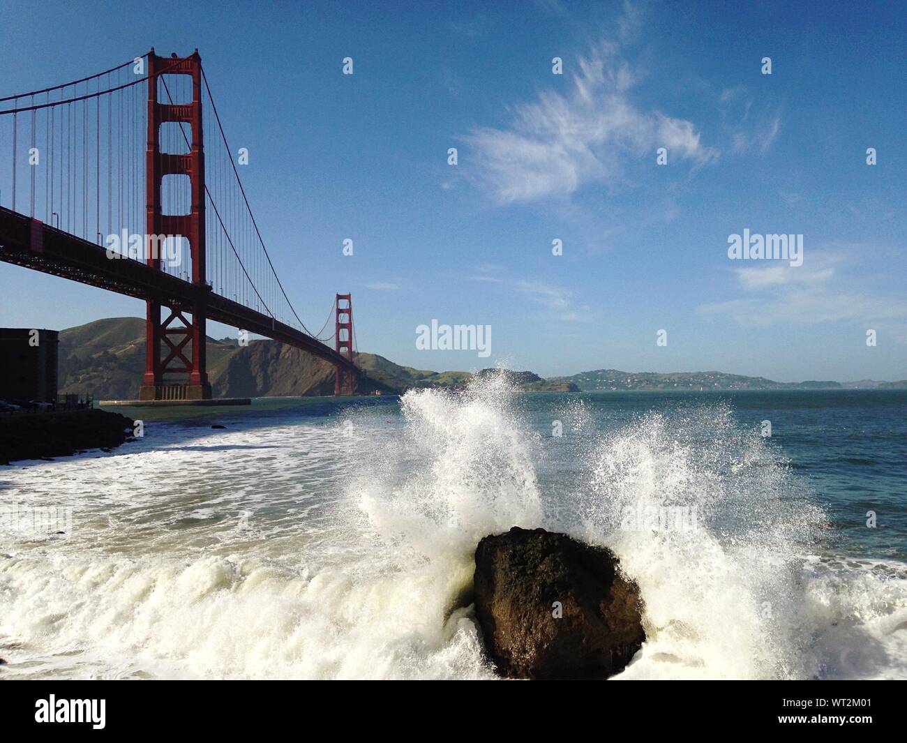 Golden gate bridge waves hi-res stock photography and images - Alamy