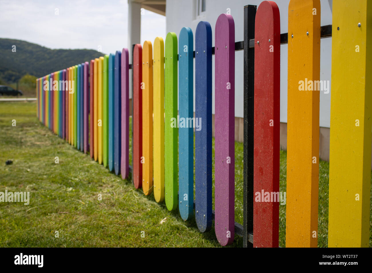 Kids fence hi-res stock photography and images - Alamy