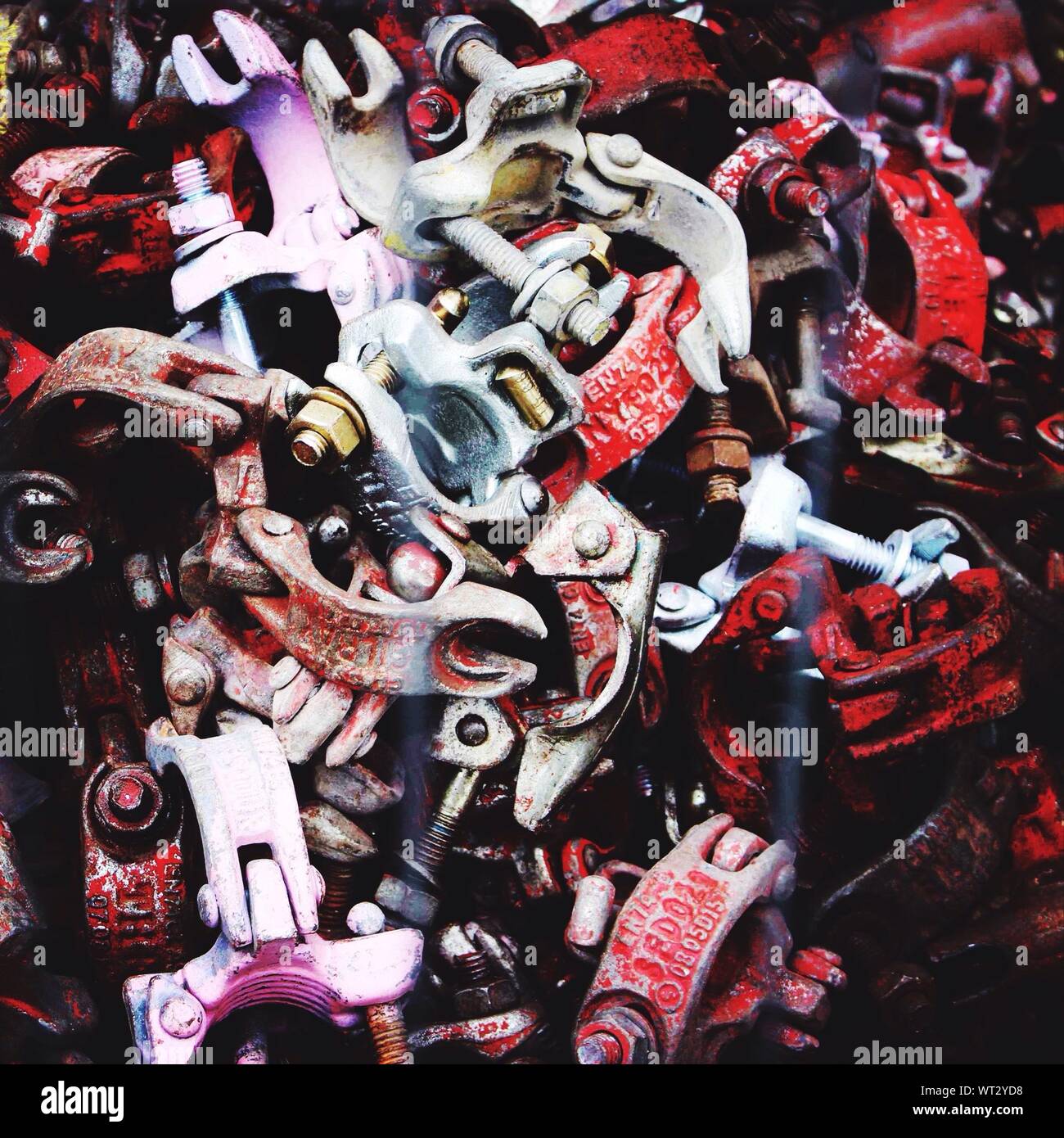 Bolt together frame hi-res stock photography and images - Alamy