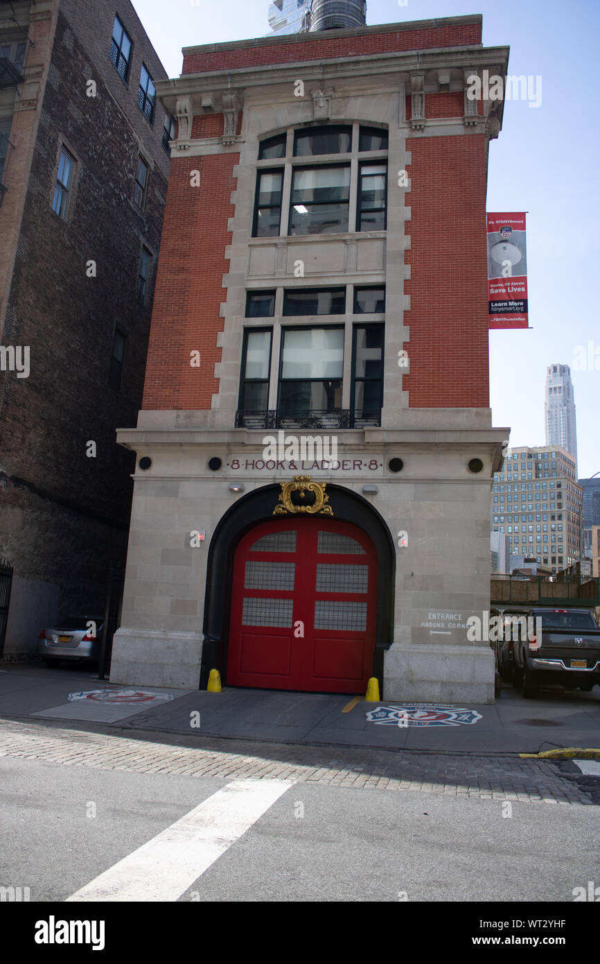Hook ladder 8 firehouse hi-res stock photography and images - Alamy