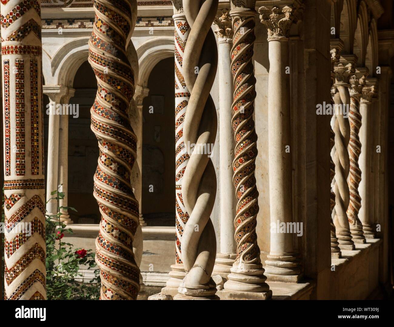 Decorative Columns High Resolution Stock Photography and Images - Alamy