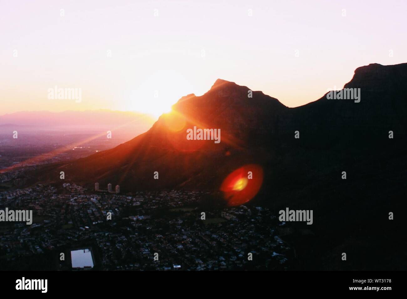 Lions view hi-res stock photography and images - Alamy