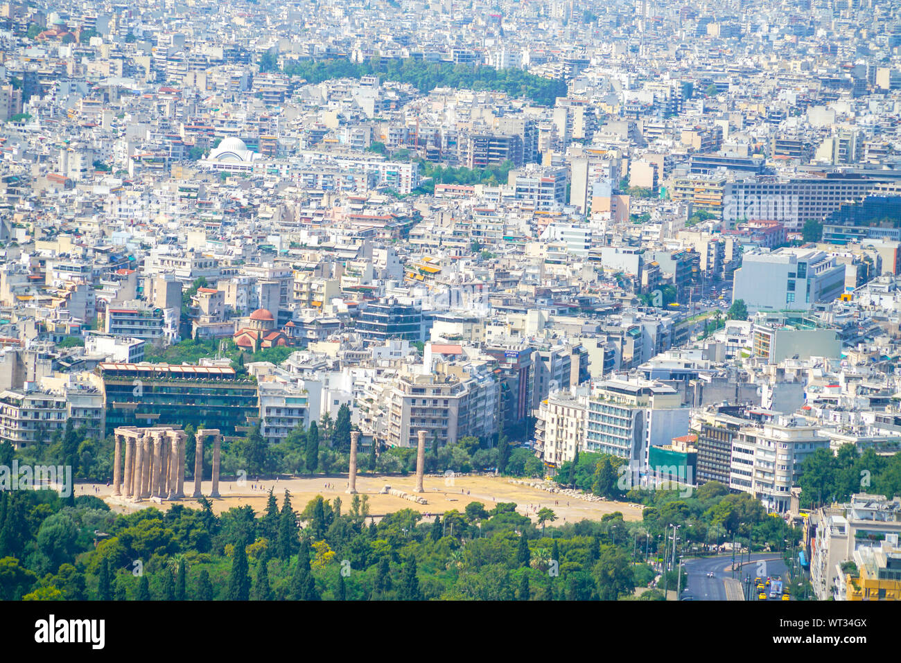 Water heaterstemple of zeus the olympian hi-res stock photography and ...