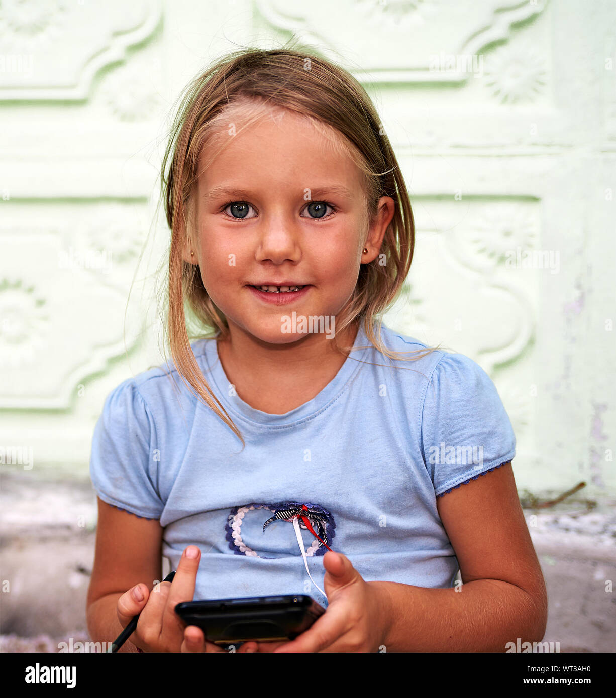 Smart cute hi-res stock photography and images - Alamy