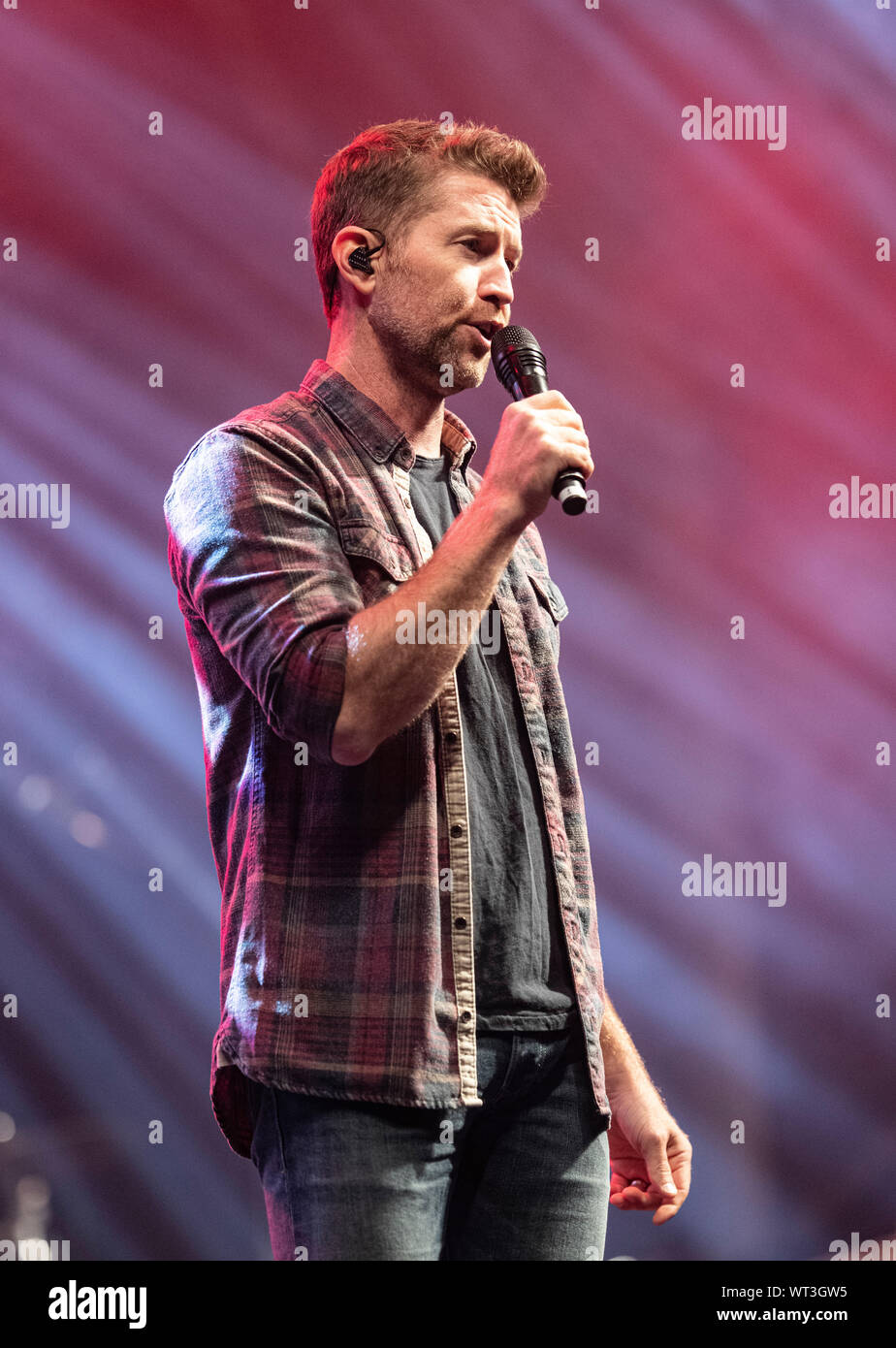 Josh turner country singer hi-res stock photography and images - Alamy