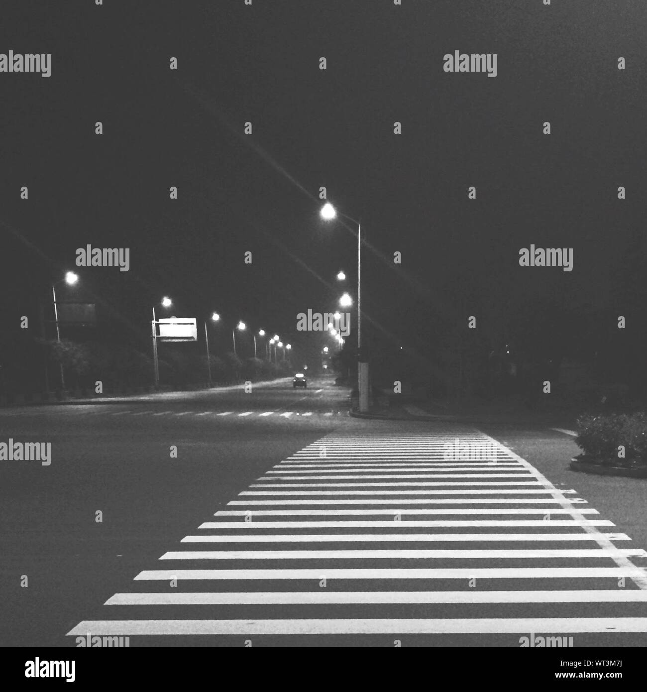 Beam crossing hi-res stock photography and images - Alamy