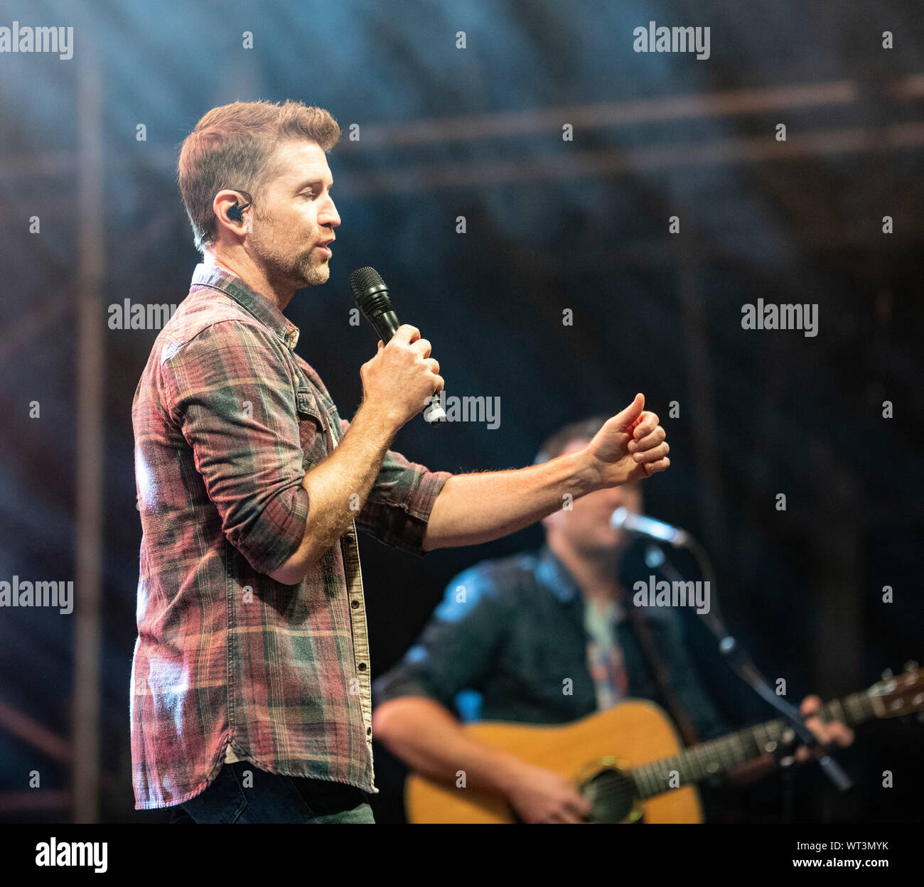 Josh turner country singer hi-res stock photography and images - Alamy