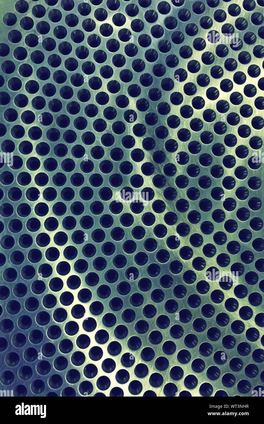 Metallic mesh hi-res stock photography and images - Alamy