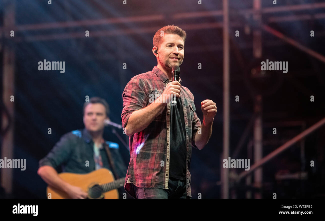 Josh turner hi-res stock photography and images - Alamy
