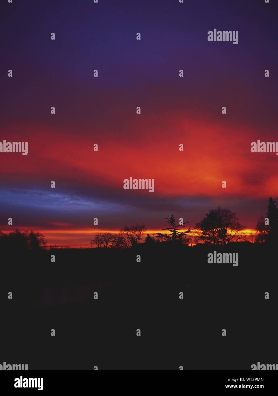 Fiery scene hi-res stock photography and images - Alamy