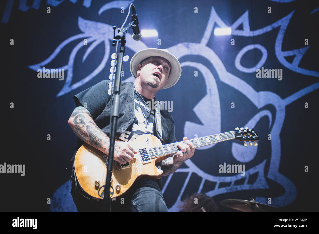 Stone palco hi-res stock photography and images - Alamy