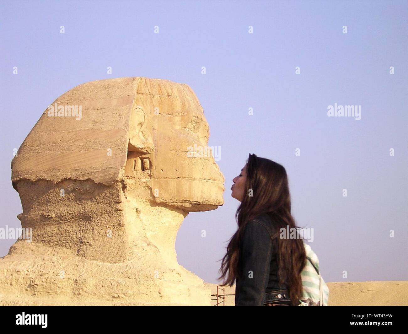 Woman kissing sphinx hi-res stock photography and images - Alamy