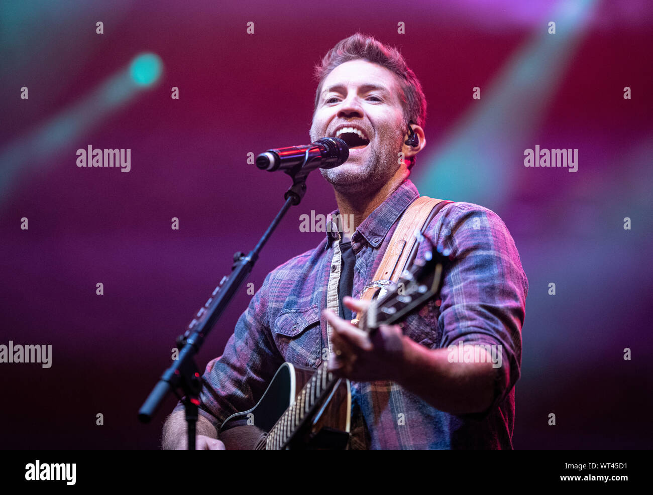 Josh turner hi-res stock photography and images - Alamy