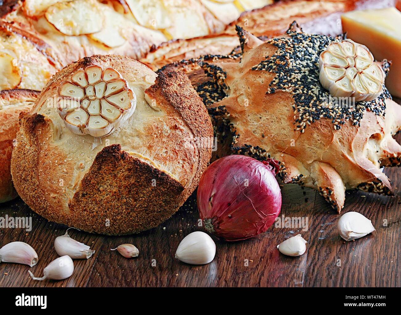 Garlic cross section hi-res stock photography and images - Alamy