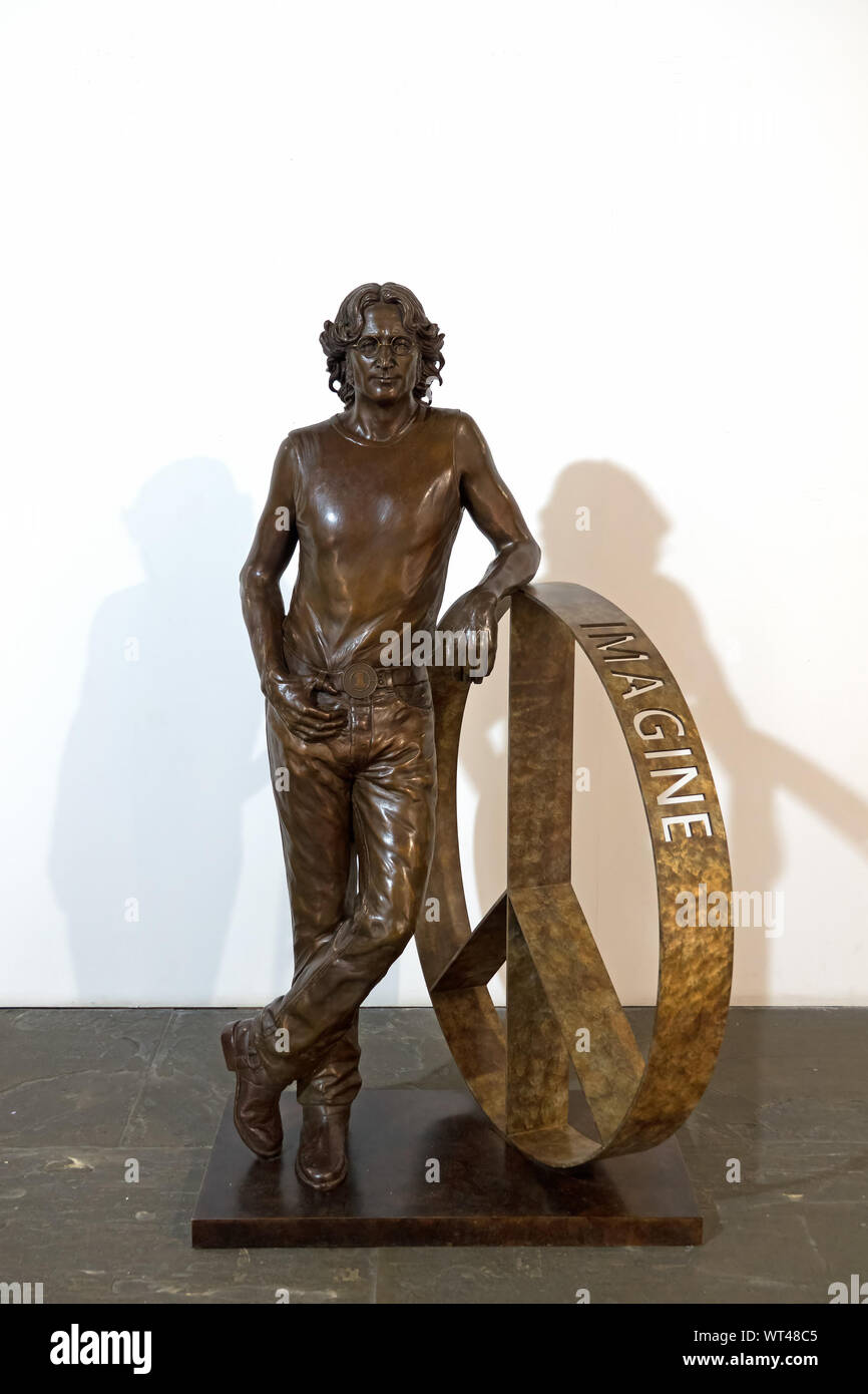 John Lennon Peace Statue,180cm high and made of bronze, is the creation ...