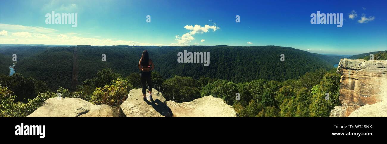 Raven rocks hike hi-res stock photography and images - Alamy
